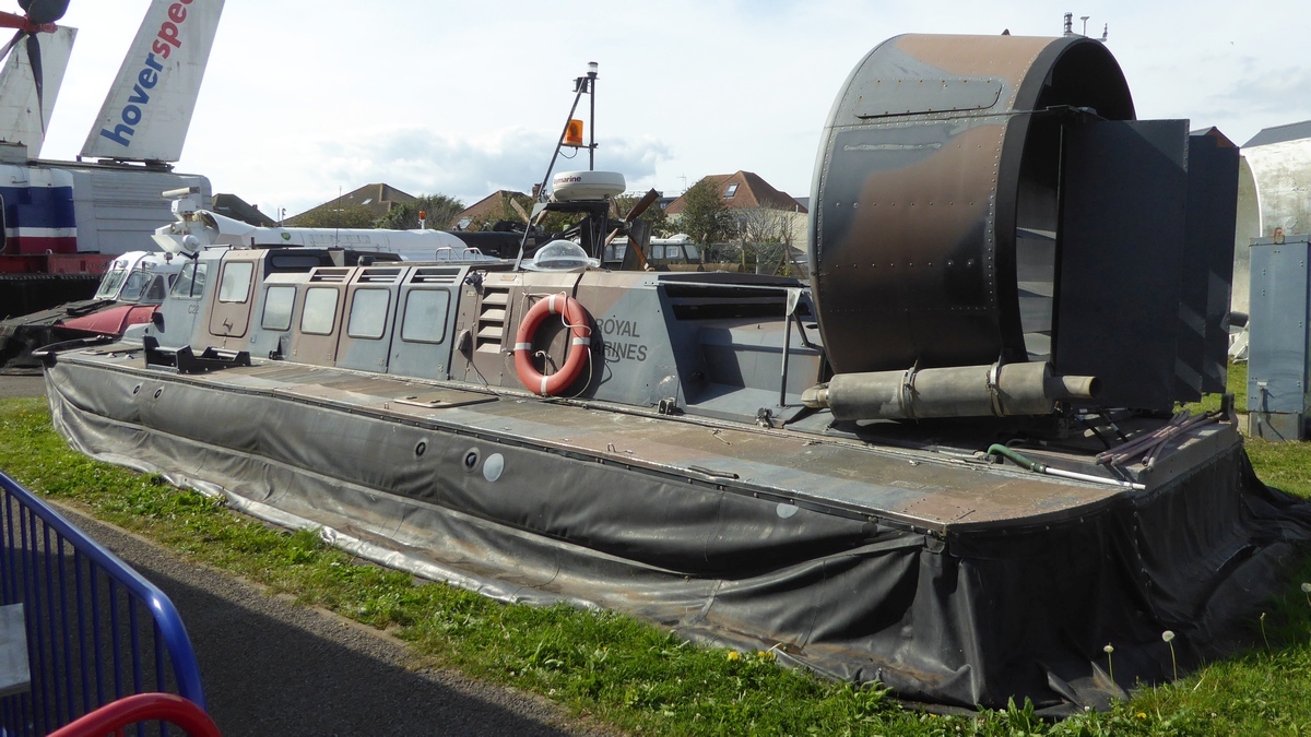 Rod's Aviation Photos: Southern England tour 2021: The Hovercraft ...